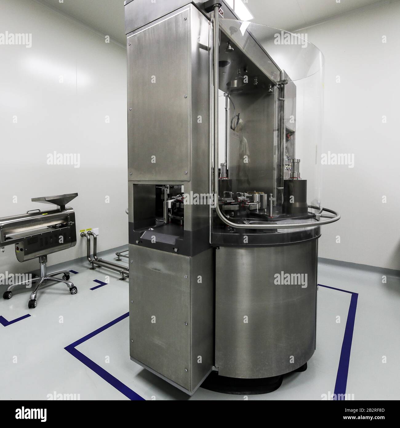 BEIJING, CHINA - JUNE 03, 2019: Modern drug manufacturing laboratory ...