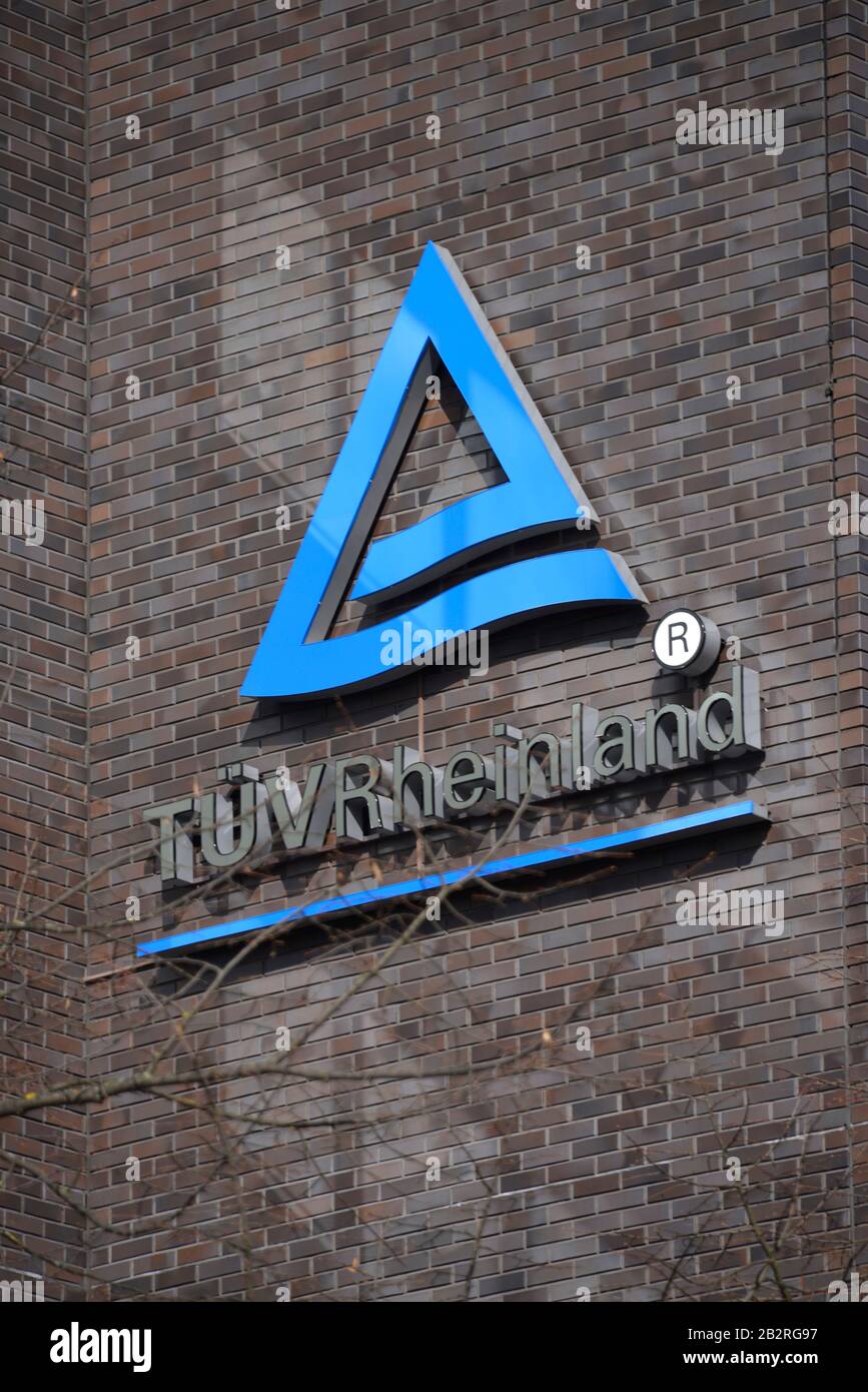 Tuv rheinland logo hi-res stock photography and images - Alamy