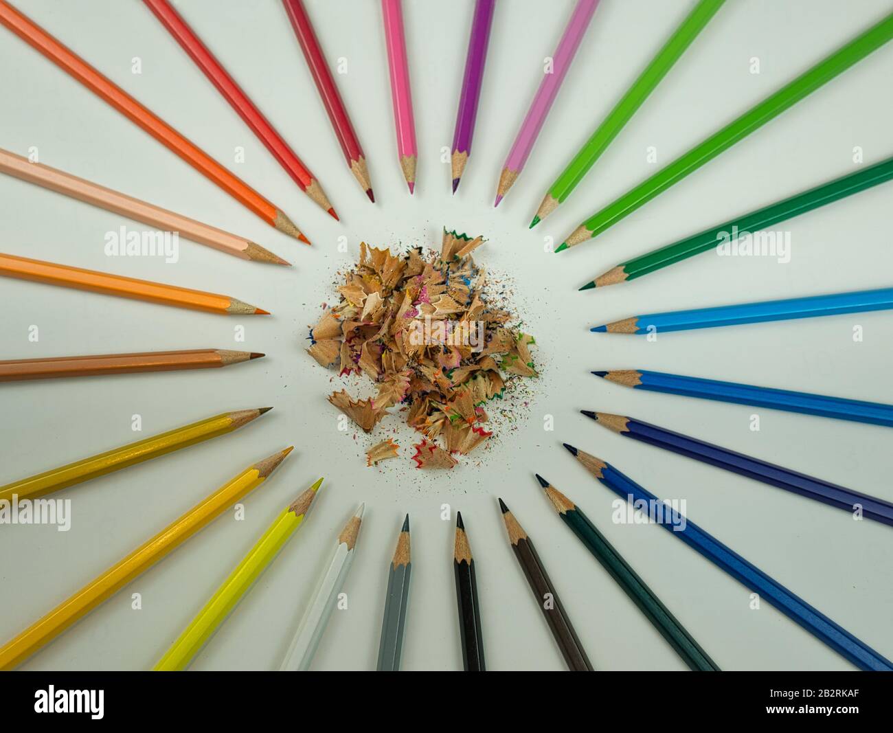 The tips of different crayons arranged in a circle Stock Photo - Alamy