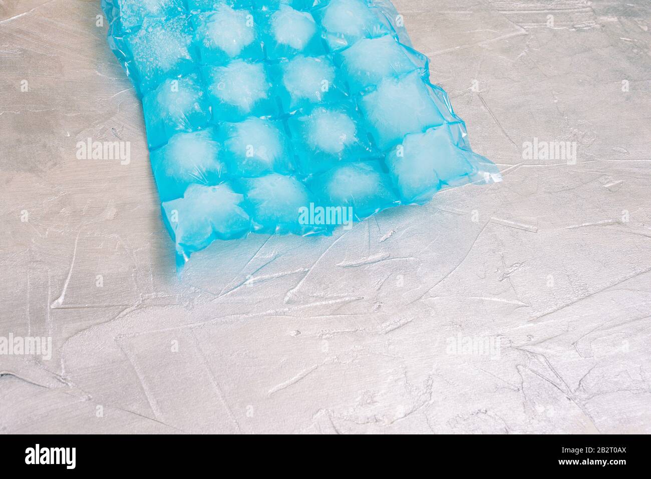 Plastic bag ice cubes hi-res stock photography and images - Alamy