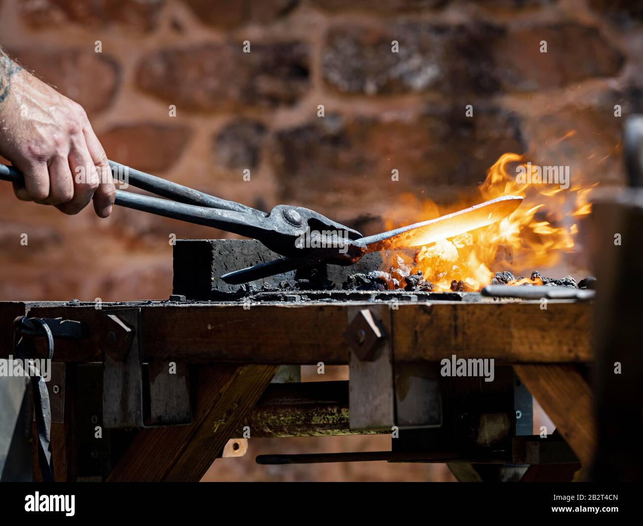 Torch flame castle hi-res stock photography and images - Alamy