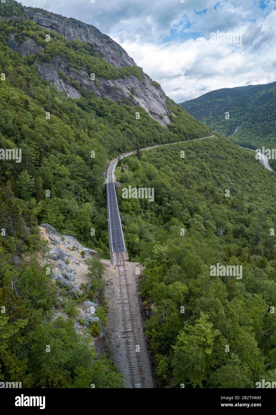 Willey brook bridge, bridge of the Conway Scenic Railroad, Crawford ...