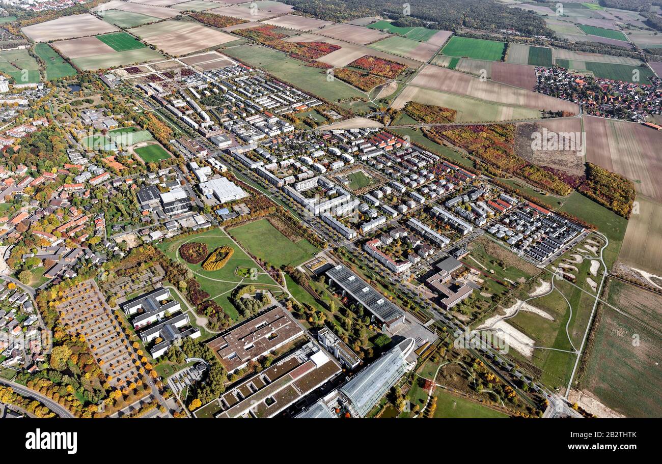 District Kronsberg or Bemerode-East, built as new housing estate for ...