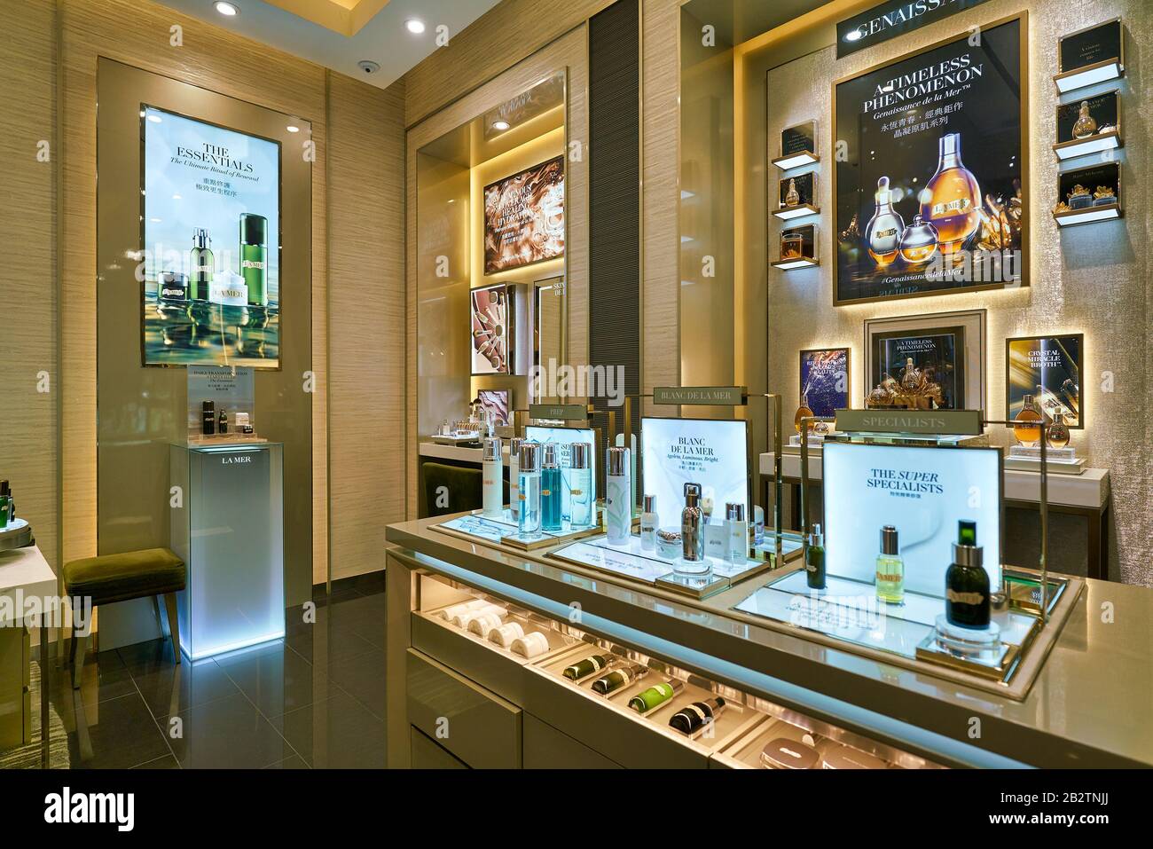 HONG KONG, CHINA - CIRCA JANUARY, 2019: La Mer personal care products ...