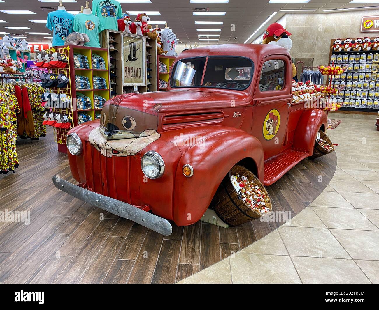 Buc ees truck hi-res stock photography and images - Alamy