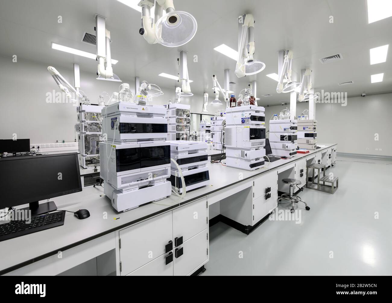 BEIJING, CHINA - JUNE 03, 2019: Modern drug manufacturing laboratory ...