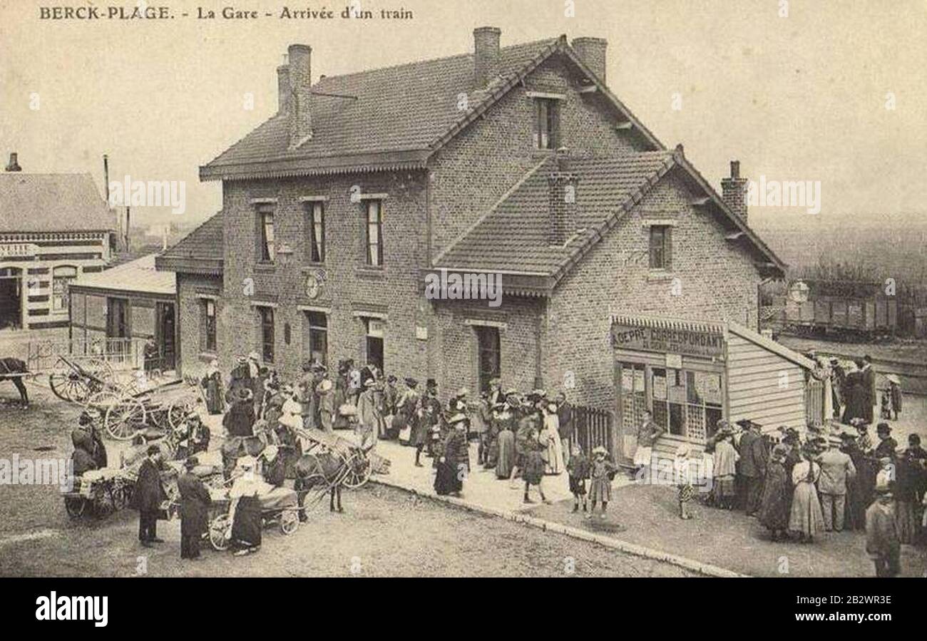 Vintage berck plage hi-res stock photography and images - Alamy