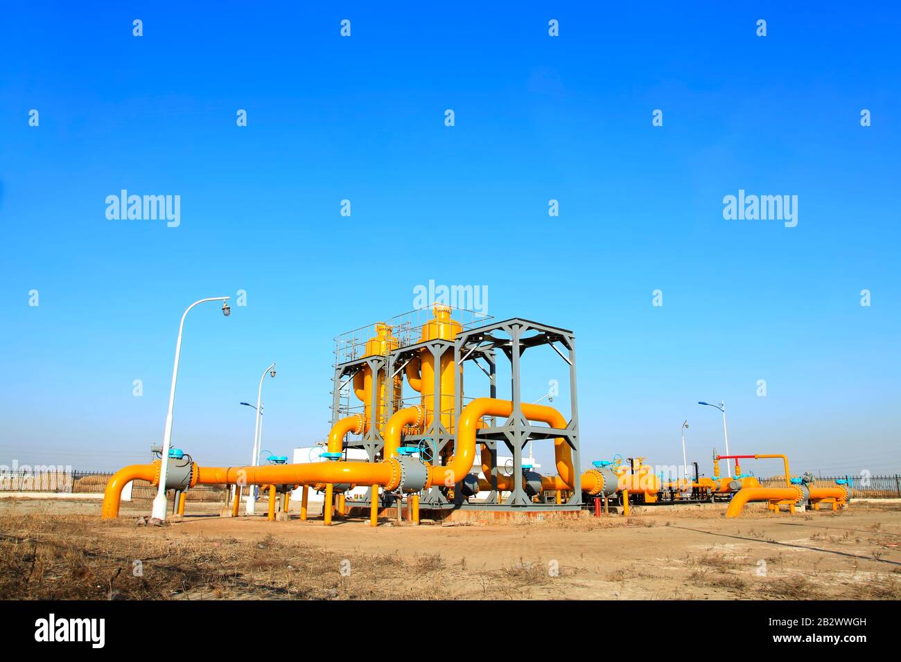 Oilfield equipment and pipeline Stock Photo - Alamy