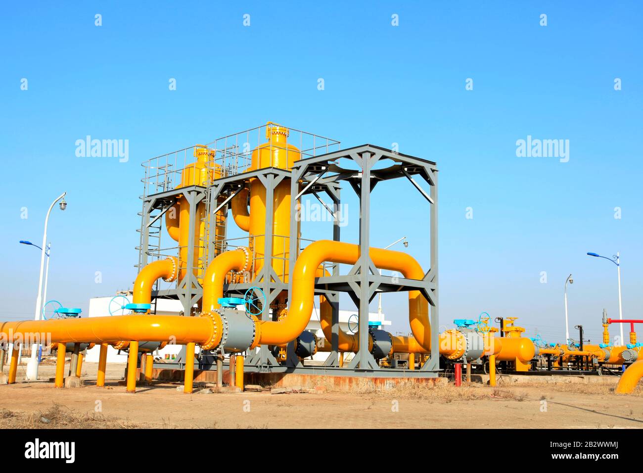 Oilfield equipment and pipeline Stock Photo - Alamy