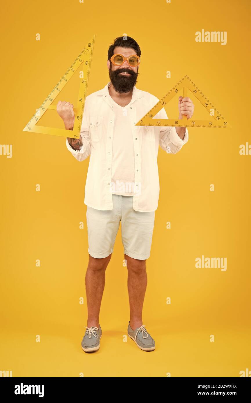 Scalene triangle hi-res stock photography and images - Alamy