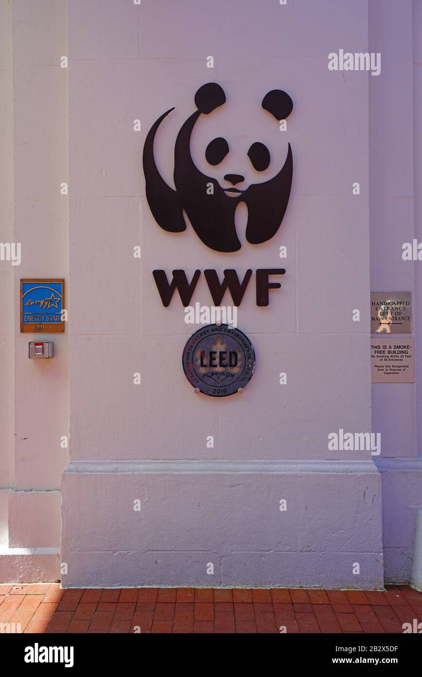 World wildlife fund hq hi-res stock photography and images - Alamy