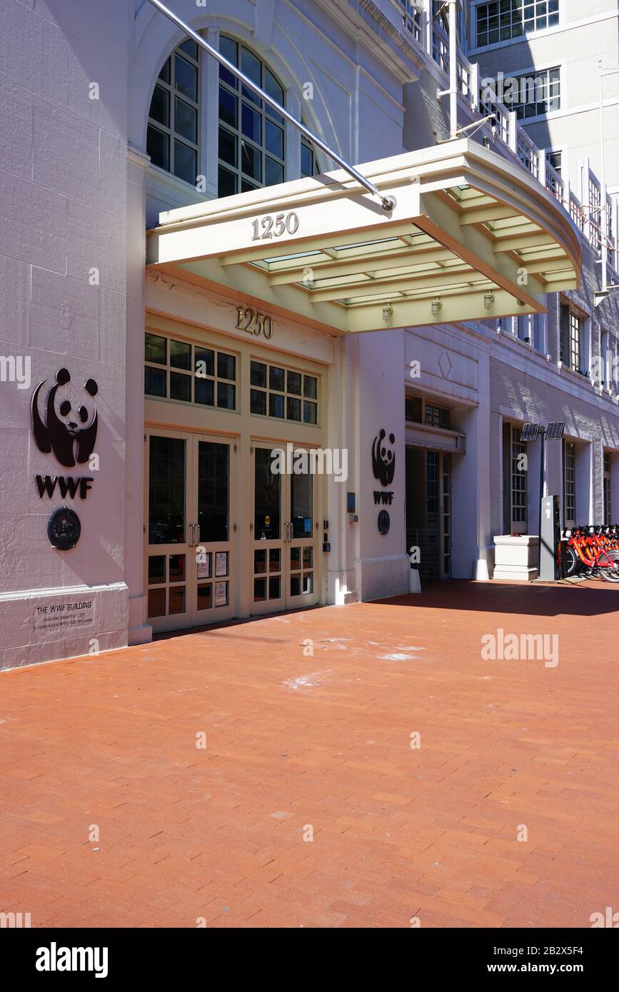 World wildlife fund hq hi-res stock photography and images - Alamy