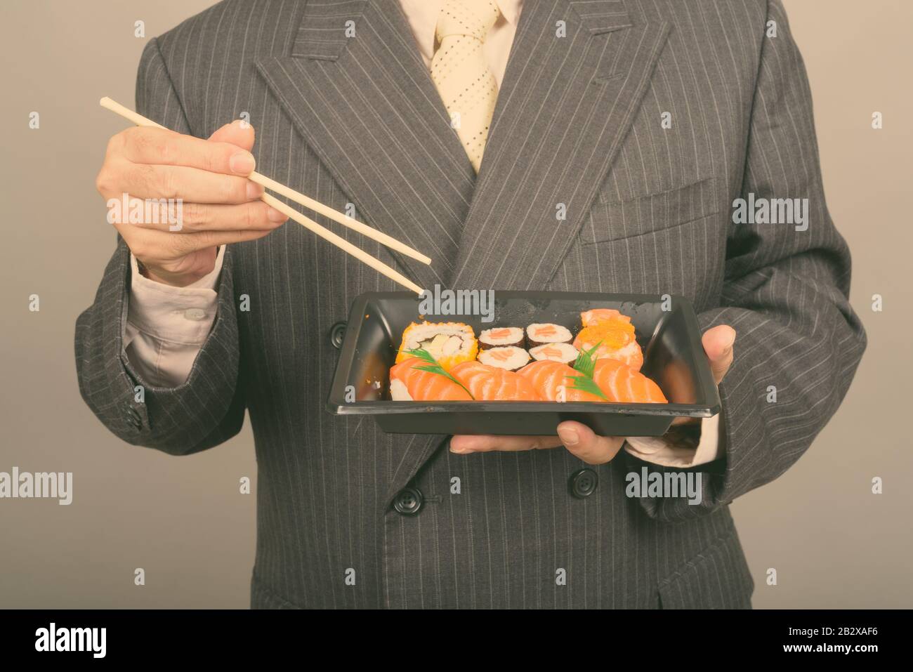 Traditional asian business hi-res stock photography and images - Alamy