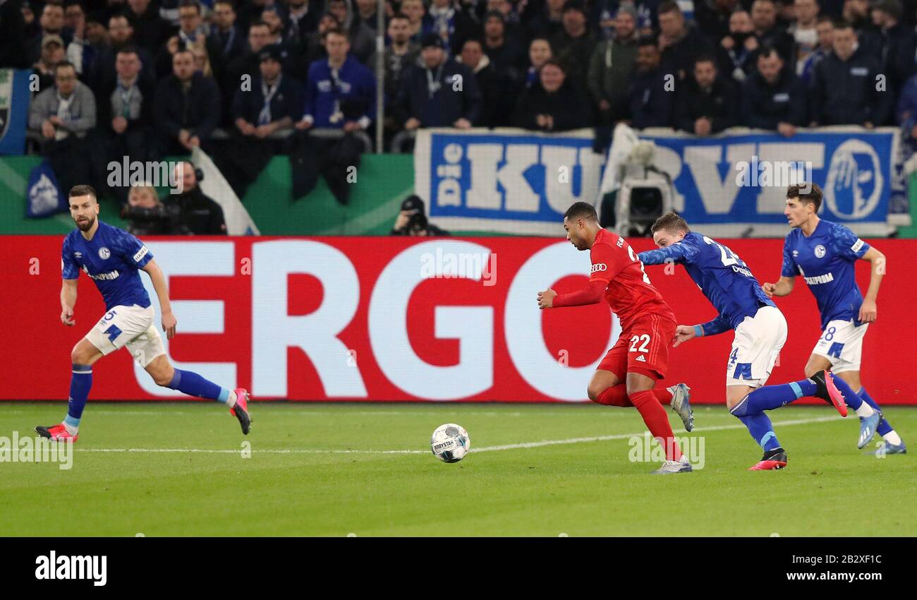 Gelsenkirchen, Deutschland. 03rd Mar, 2020. firo: 03.03.2020 Football ...