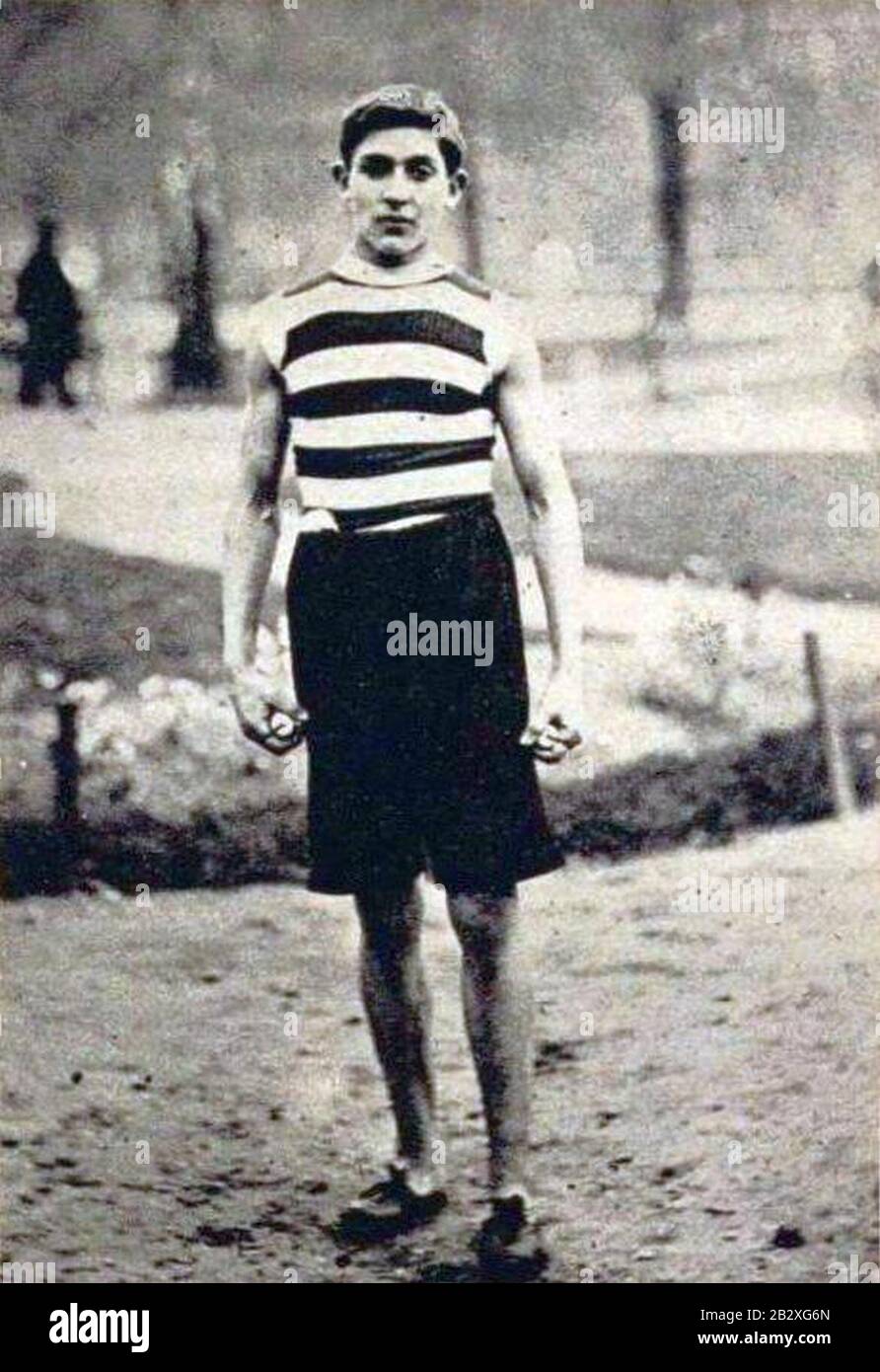 Gaston Ragueneau en 1899 Stock Photo - Alamy