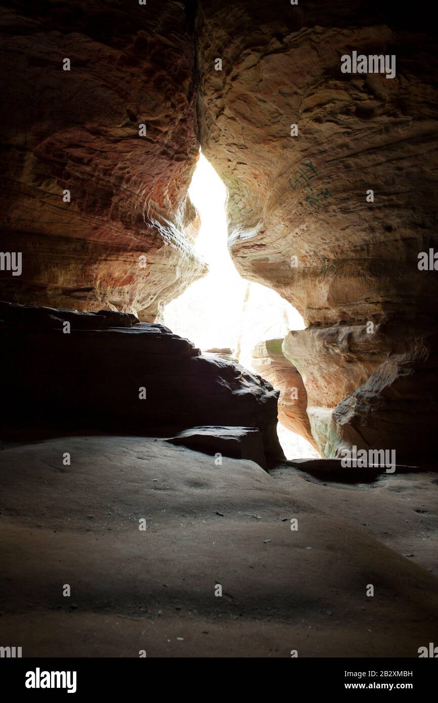 Rockhouse, Hocking Hills State Park, Ohio Stock Photo - Alamy