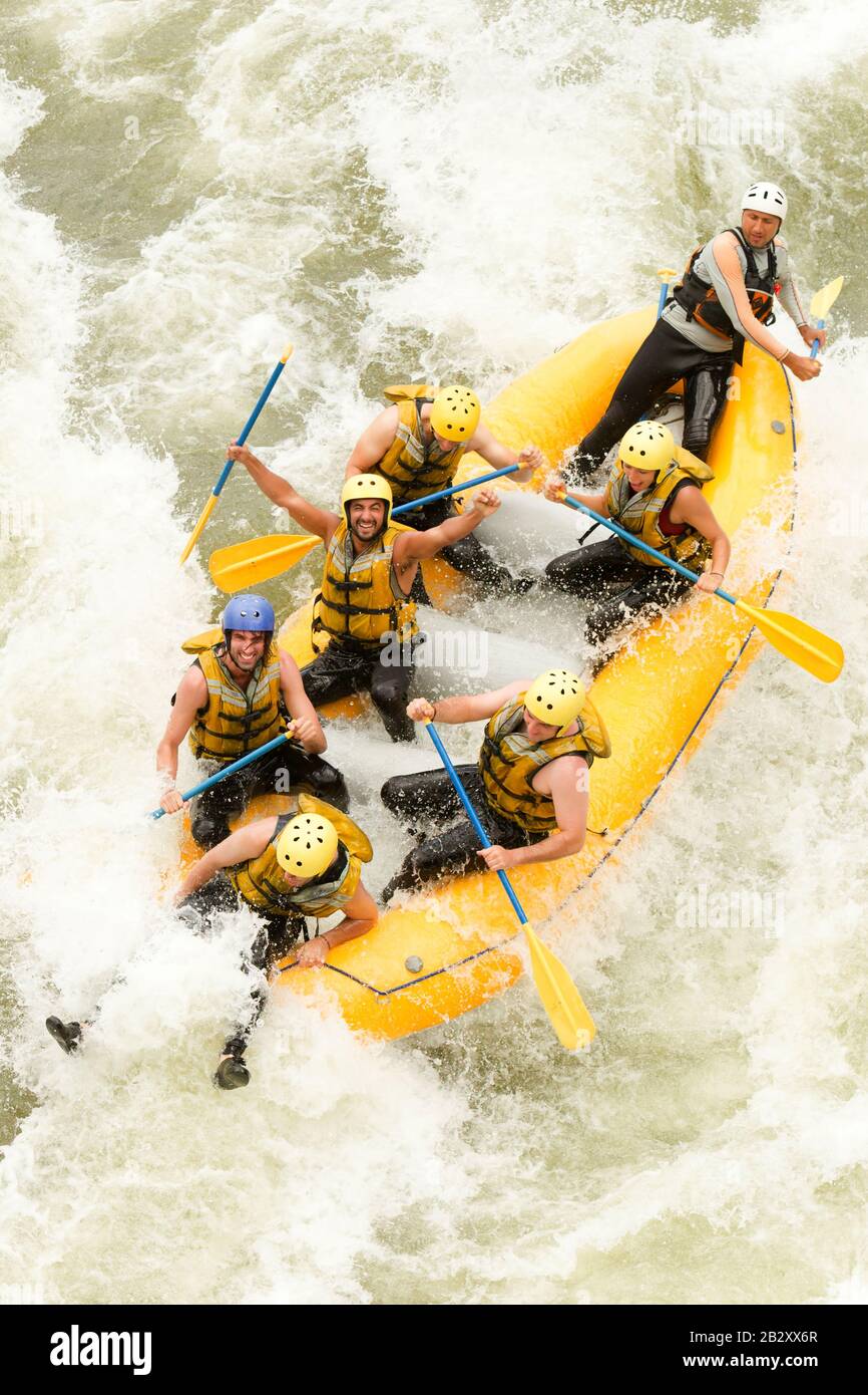 Women rafting team hi-res stock photography and images - Alamy