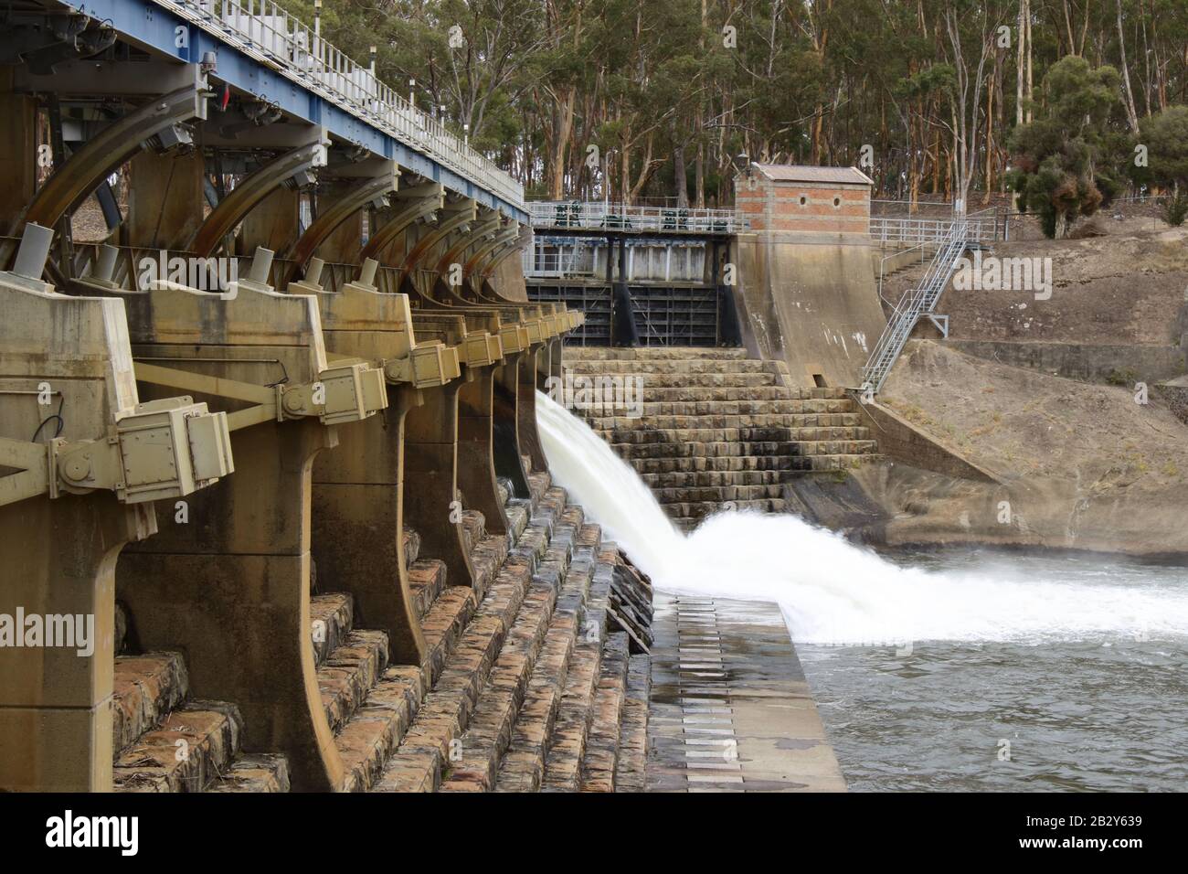 Concrete part hi-res stock photography and images - Alamy