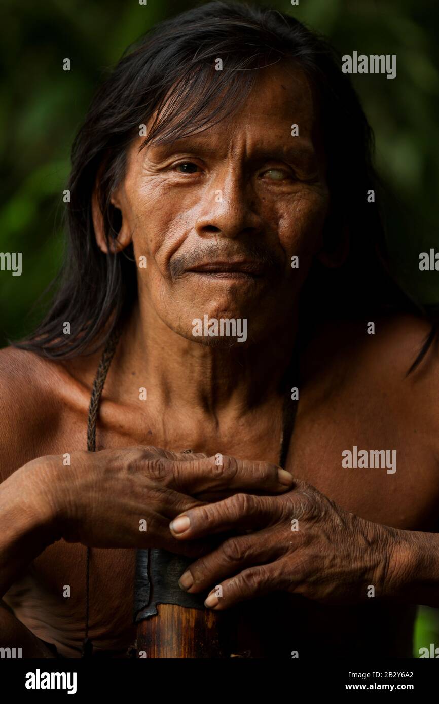 Waorani indian hi-res stock photography and images - Alamy