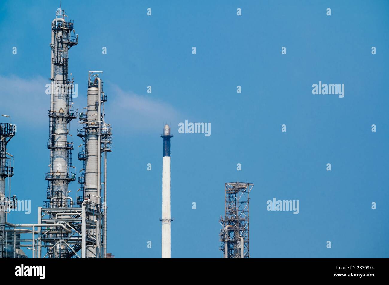 Oil structure hi-res stock photography and images - Alamy