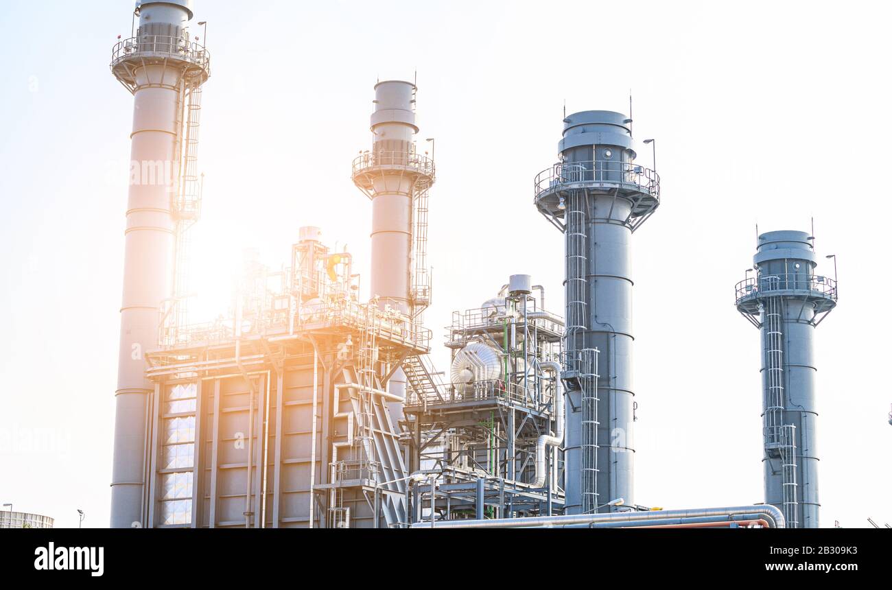 Oil and gas processing plant valves hi-res stock photography and images ...