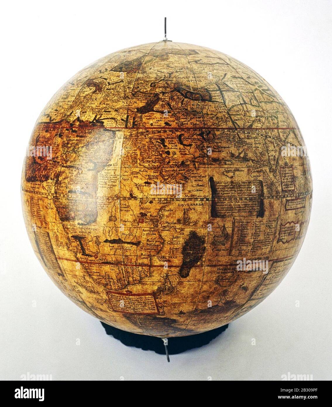 Gemma Frisius terrestrial globe (4 Stock Photo - Alamy