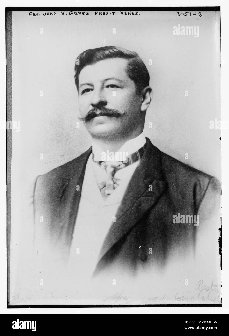 Juan gomez Black and White Stock Photos & Images - Alamy