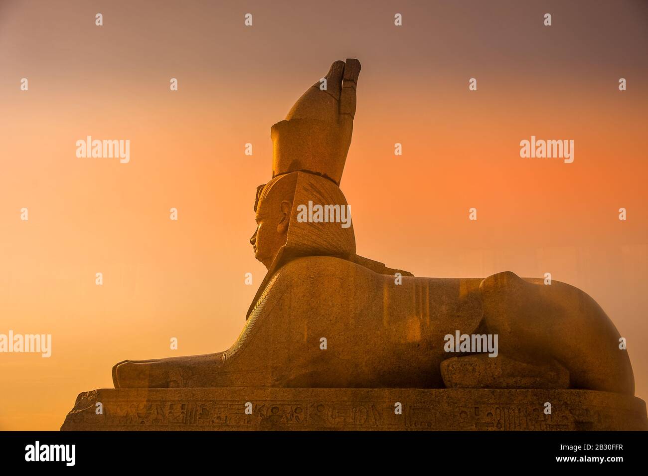 Egypt sphinx sunrise hi-res stock photography and images - Alamy