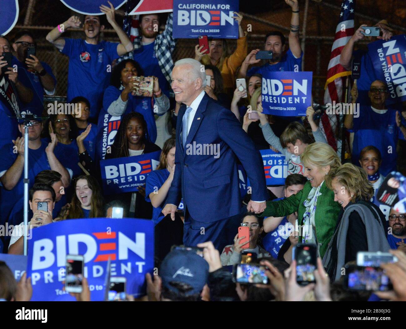 2020 democratic delegate primary hi-res stock photography and images ...