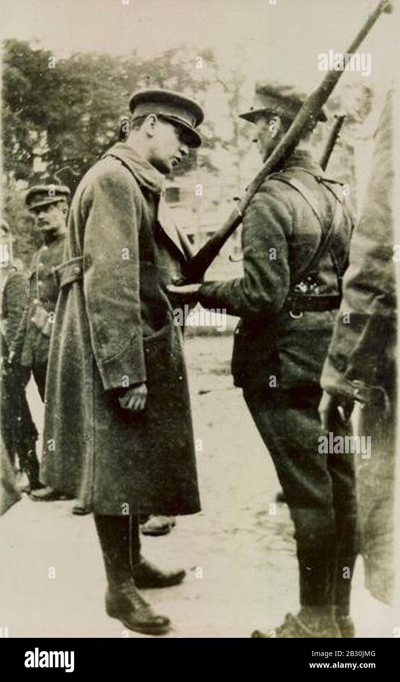 General collins hi-res stock photography and images - Alamy