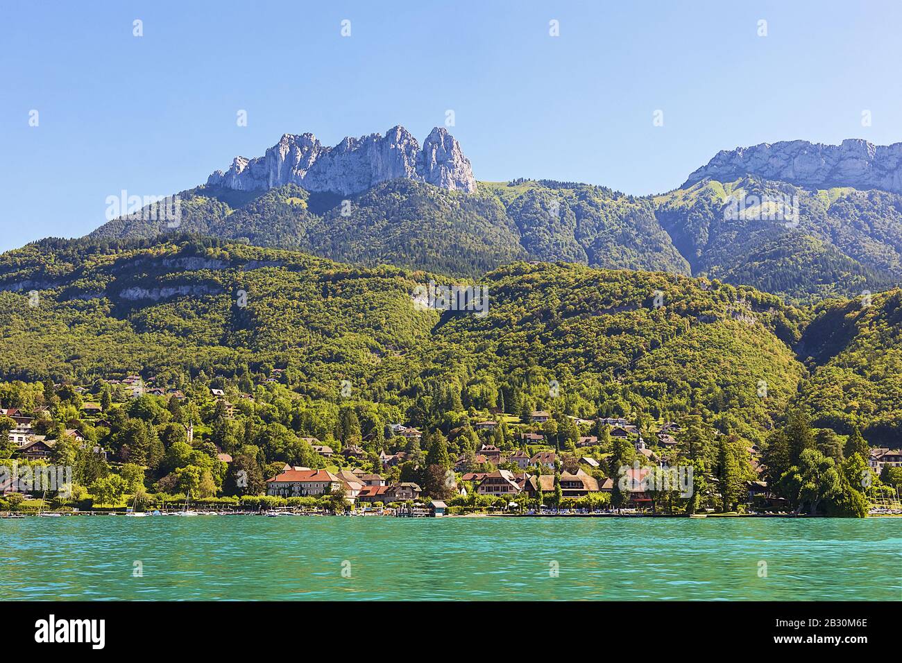 Lake Annecy and Mountain Range Annecy France Stock Photo - Alamy