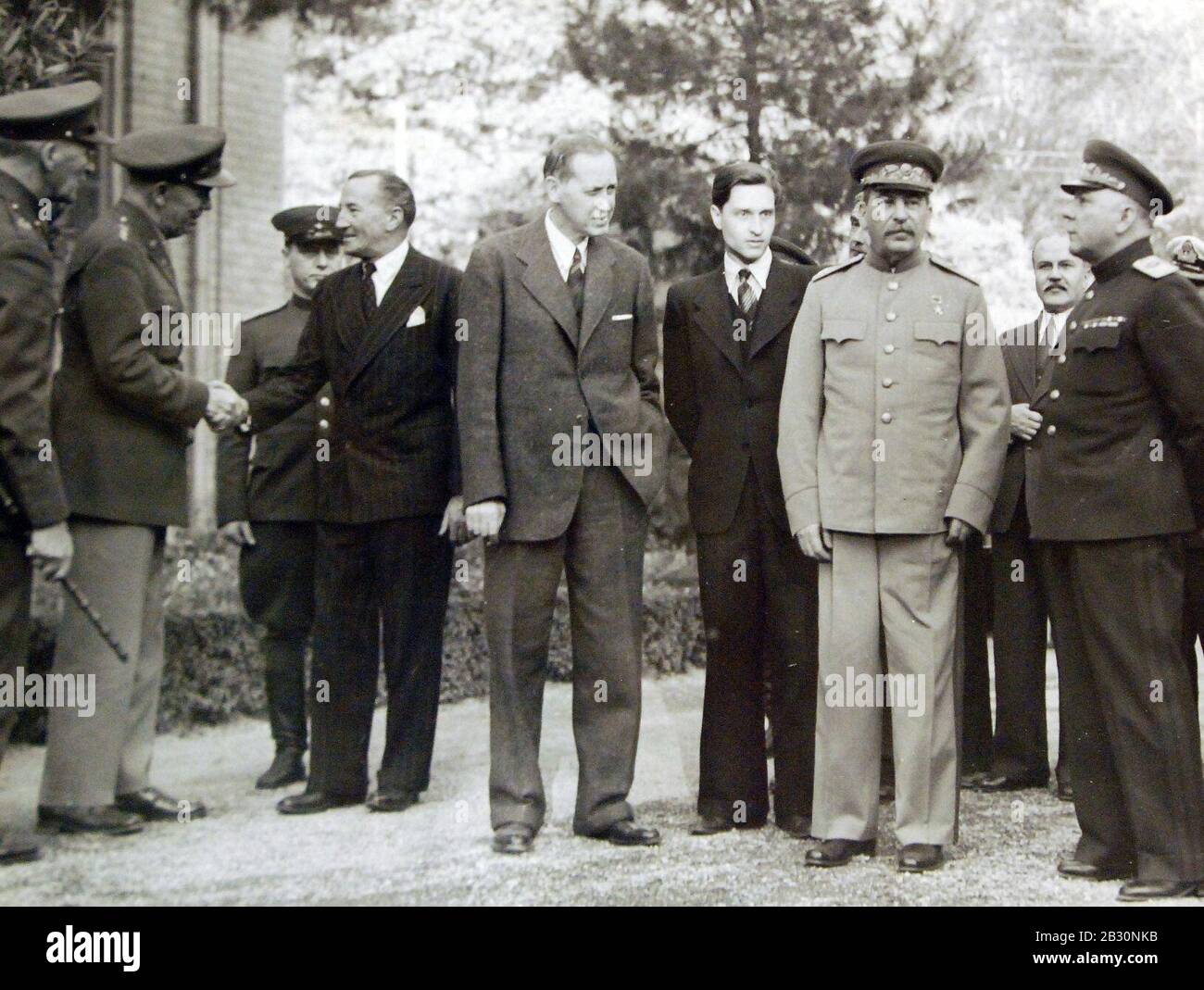 Sir archibald kerr hi-res stock photography and images - Alamy