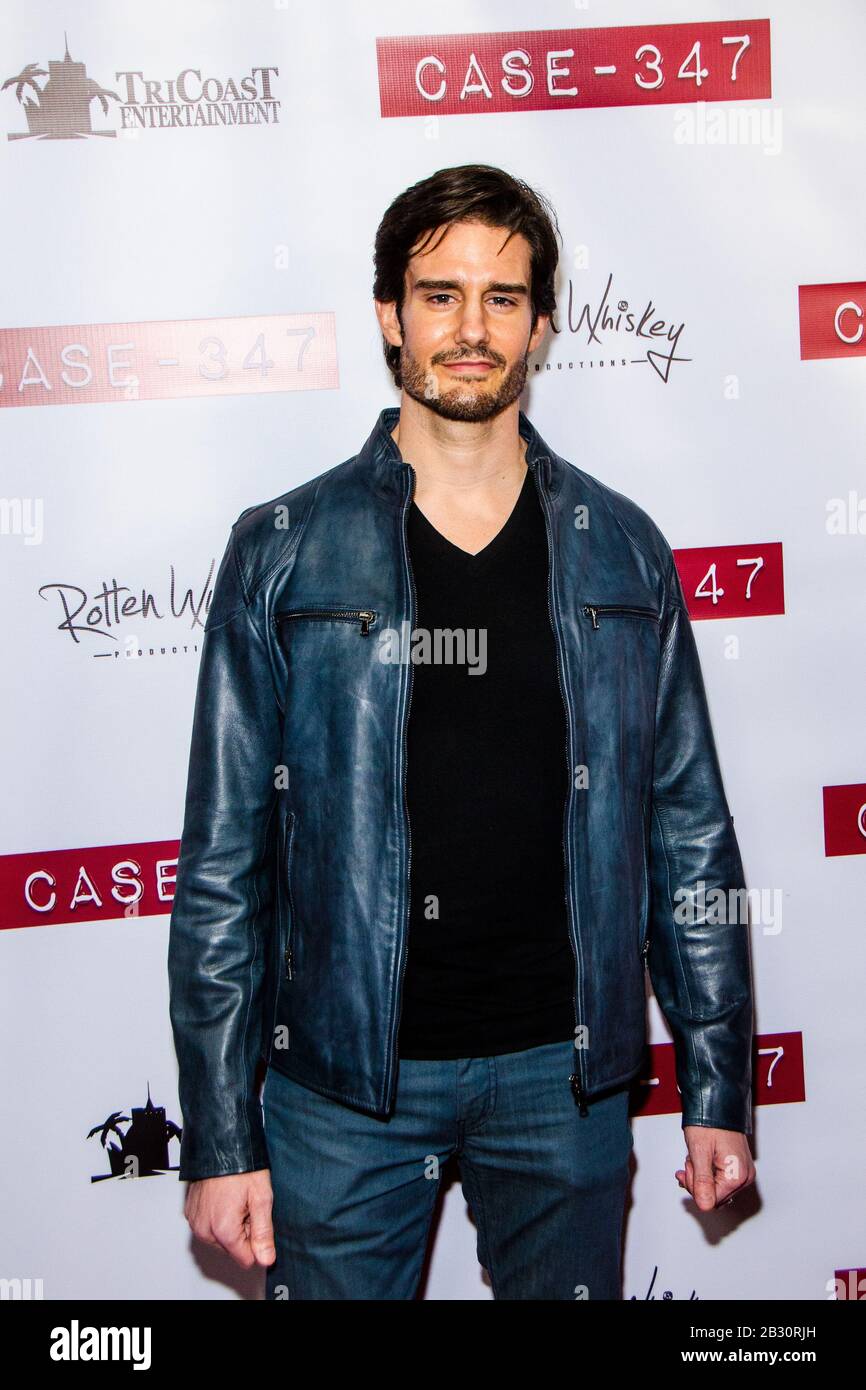 CASE-347 HOLLYWOOD PREMIERE Stock Photo - Alamy