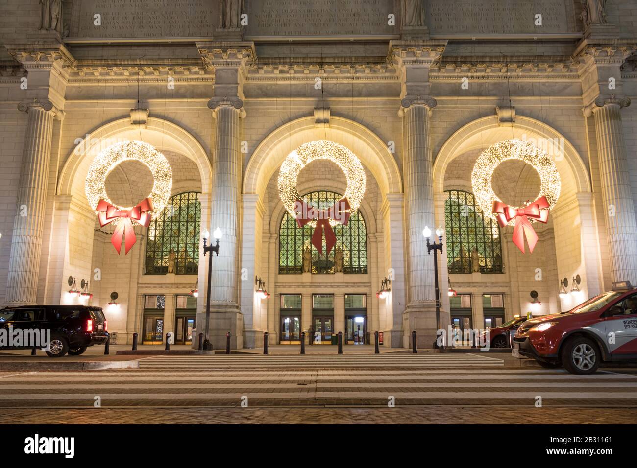 Passenger train at union station in washington dc hi-res stock ...
