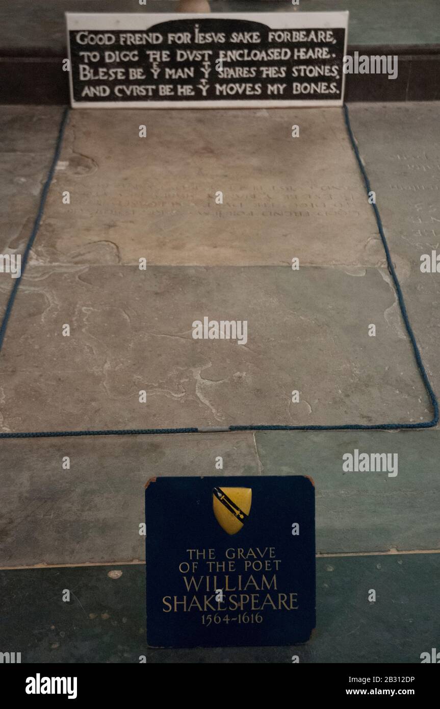 Shakespeare tomb hi-res stock photography and images - Alamy