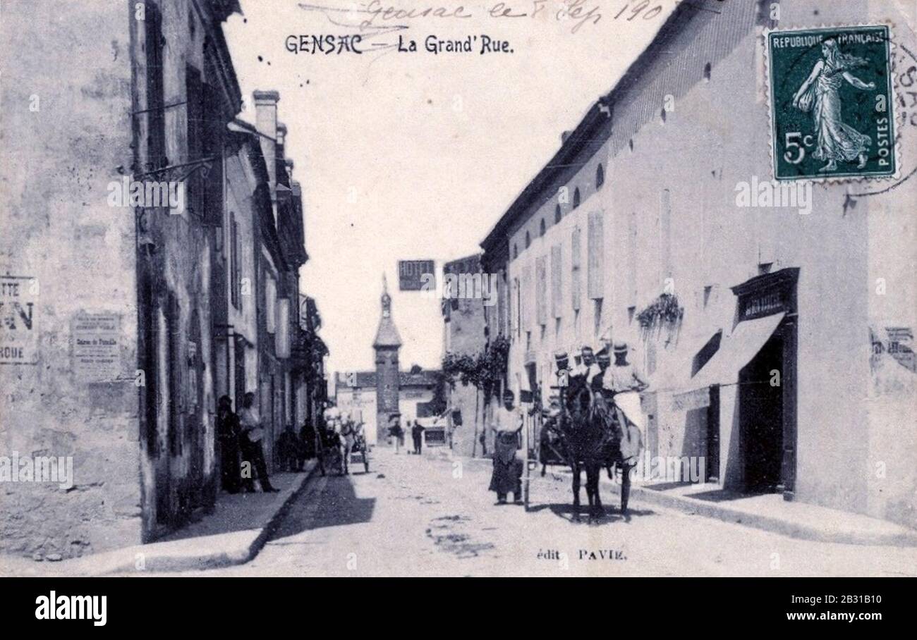 Gensac hi-res stock photography and images - Alamy