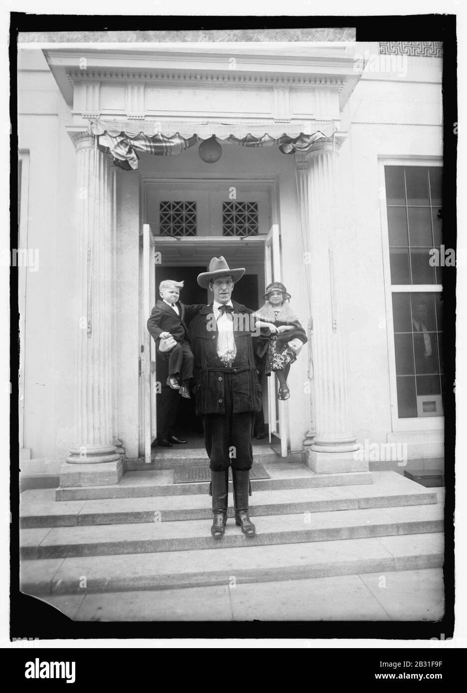 Mrs harry hi-res stock photography and images - Alamy