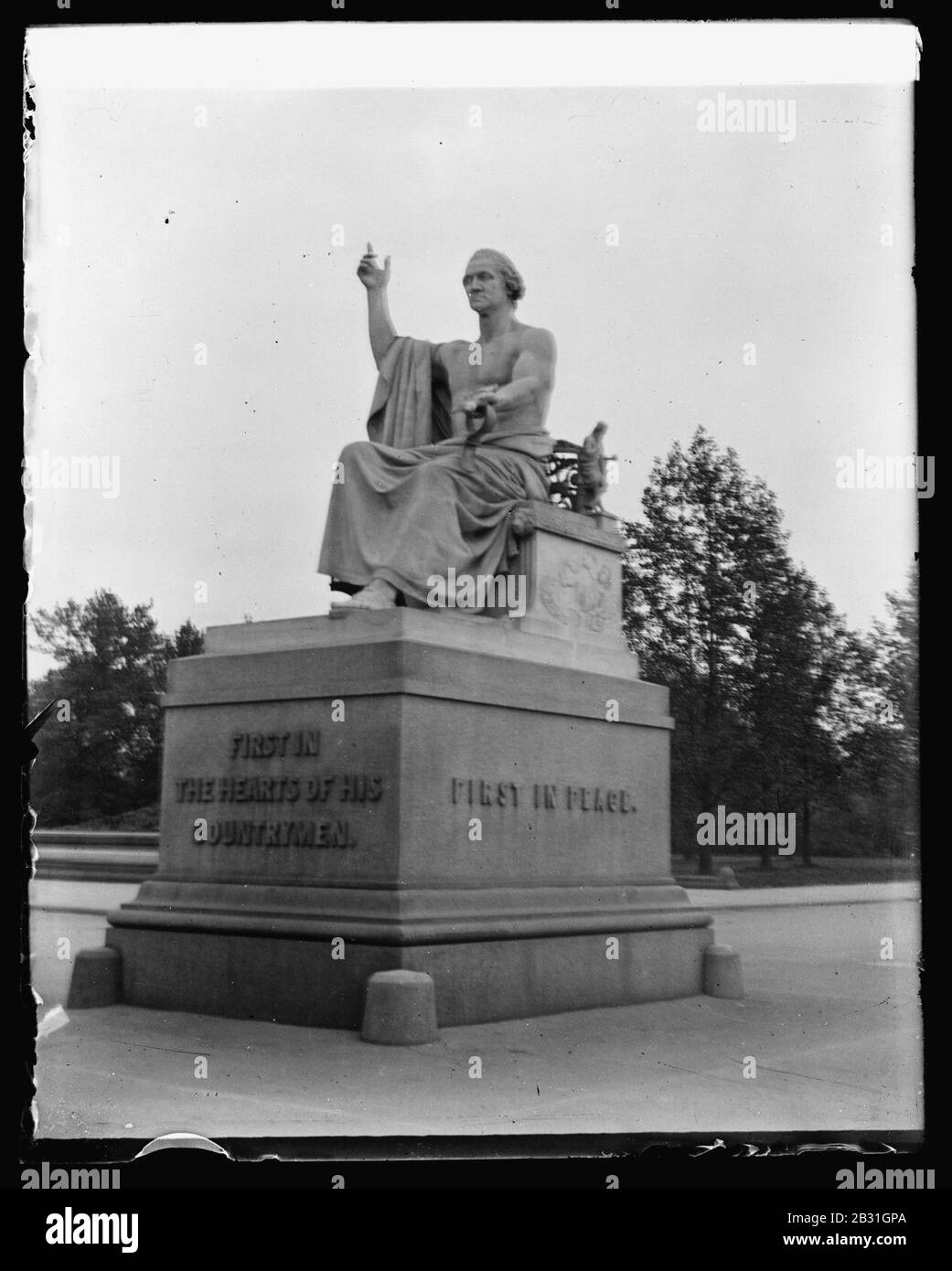 Geo. Wash. statue museum Stock Photo - Alamy
