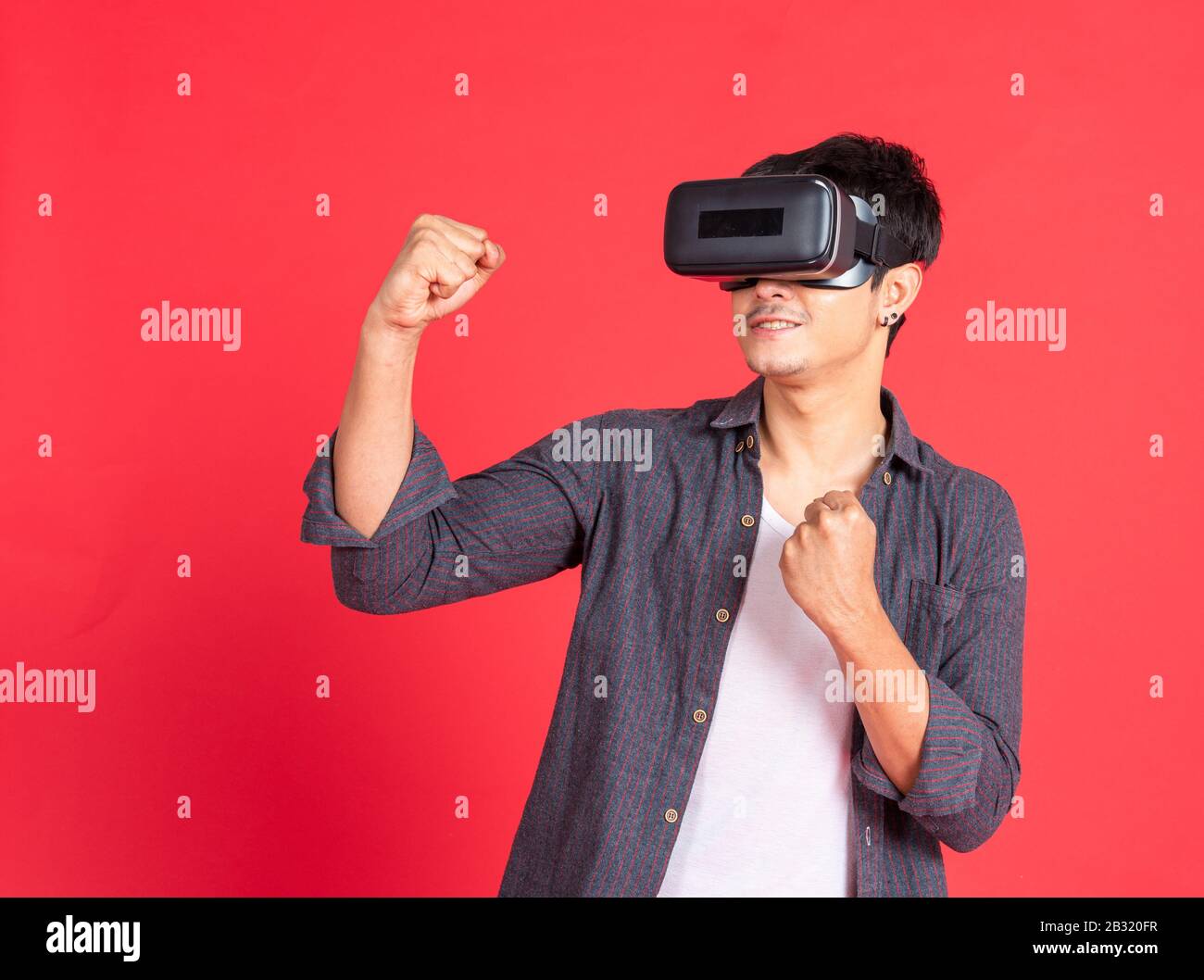 3d technology, virtual reality, entertainment, cyberspace and people ...