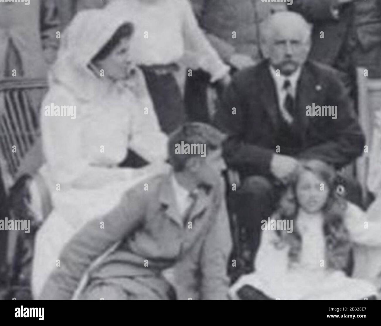 George and Lady Holford circa 1912 Stock Photo - Alamy