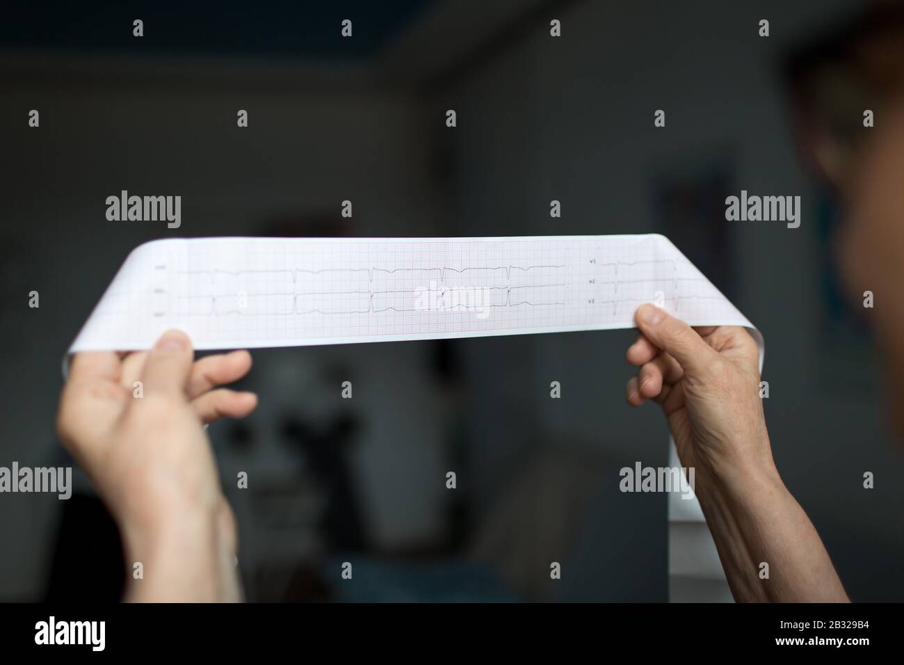Paper cardiogram heart rithm cardio Stock Photo - Alamy