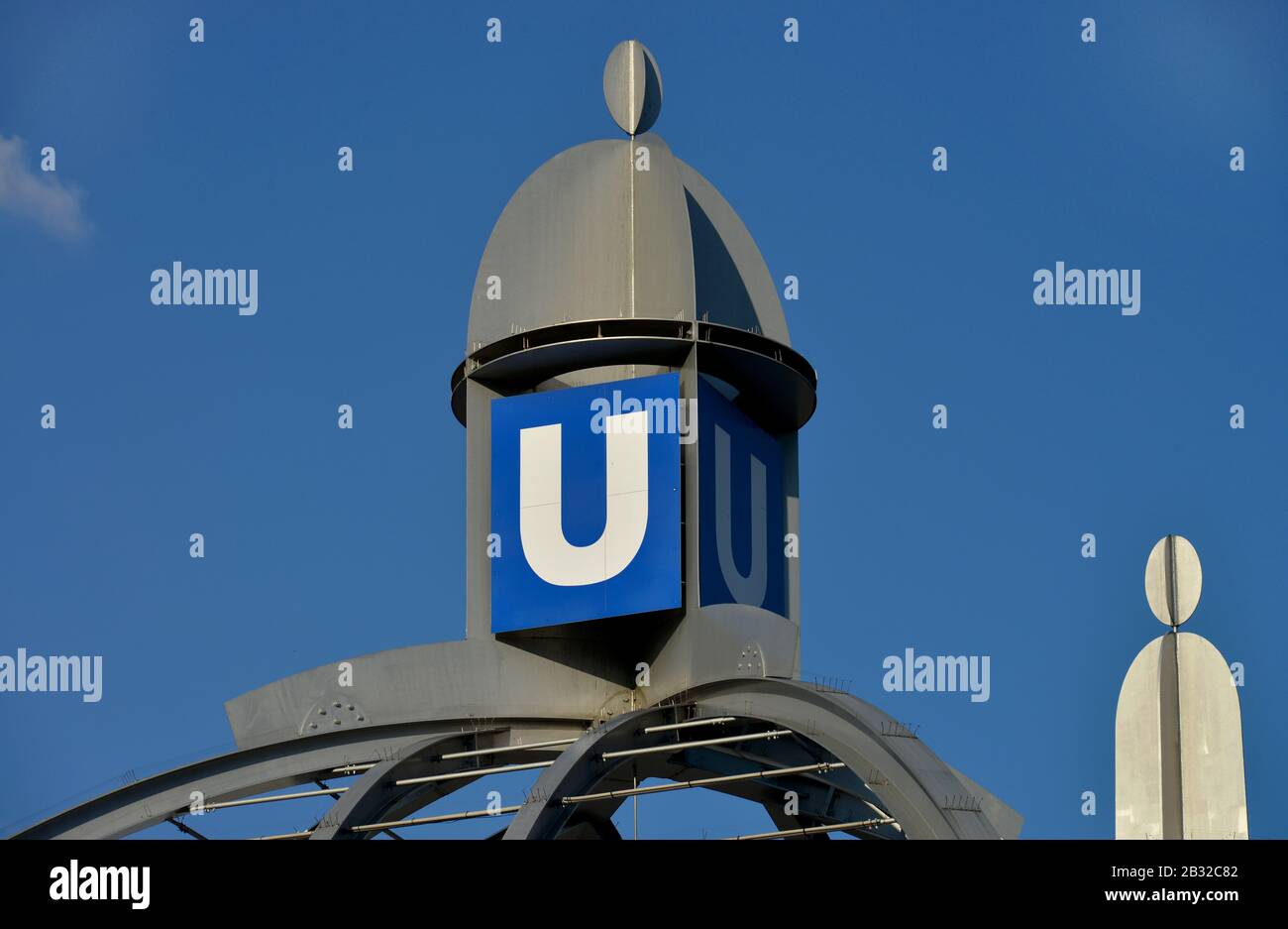 Bahnhof logo hi-res stock photography and images - Alamy