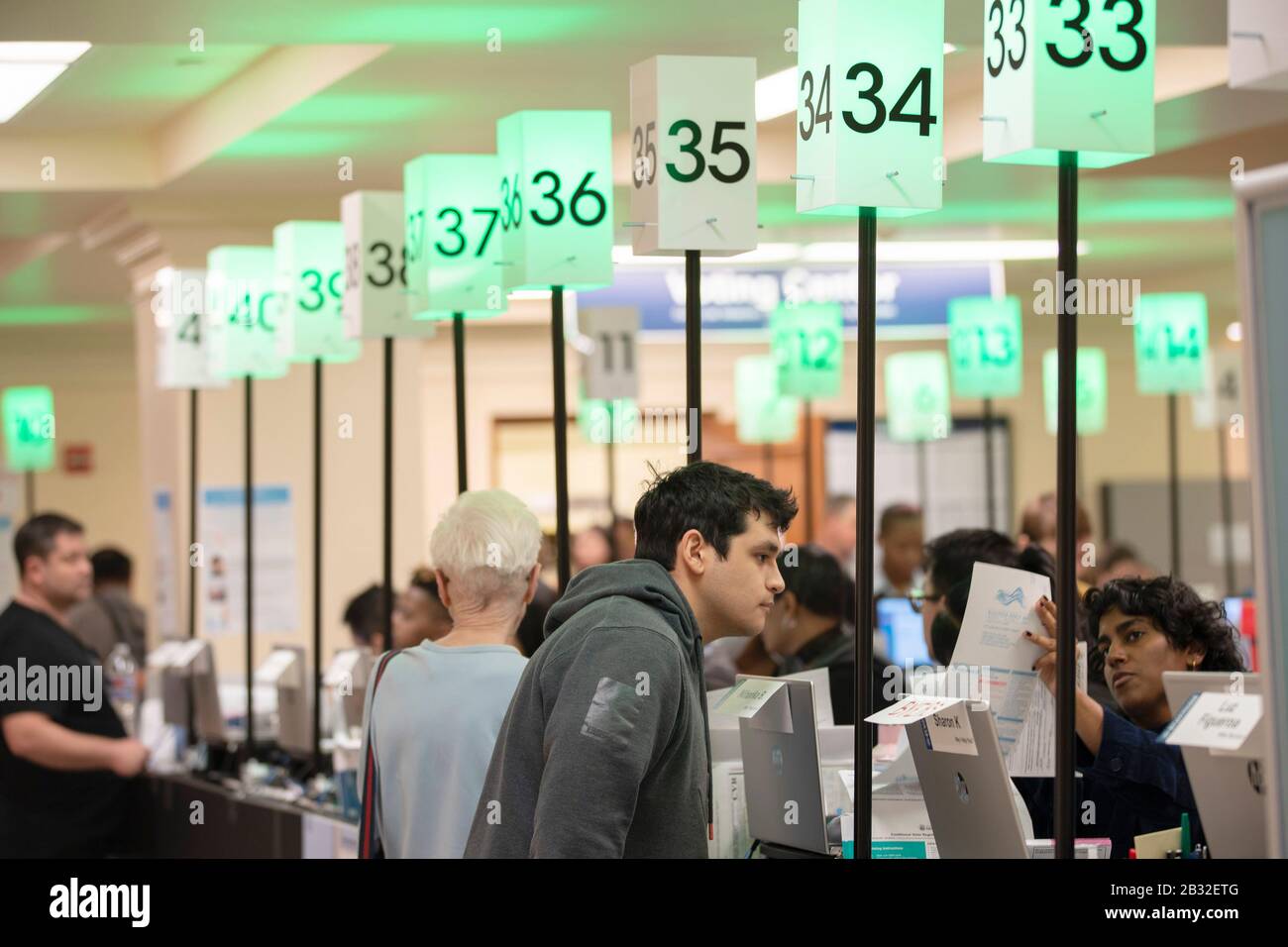 Polling sation hi-res stock photography and images - Alamy