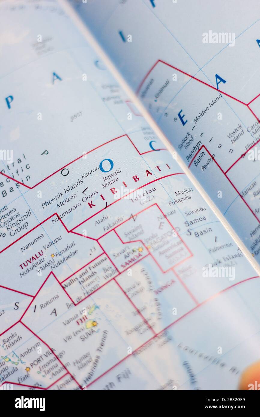 Maps of kiribati hi-res stock photography and images - Alamy