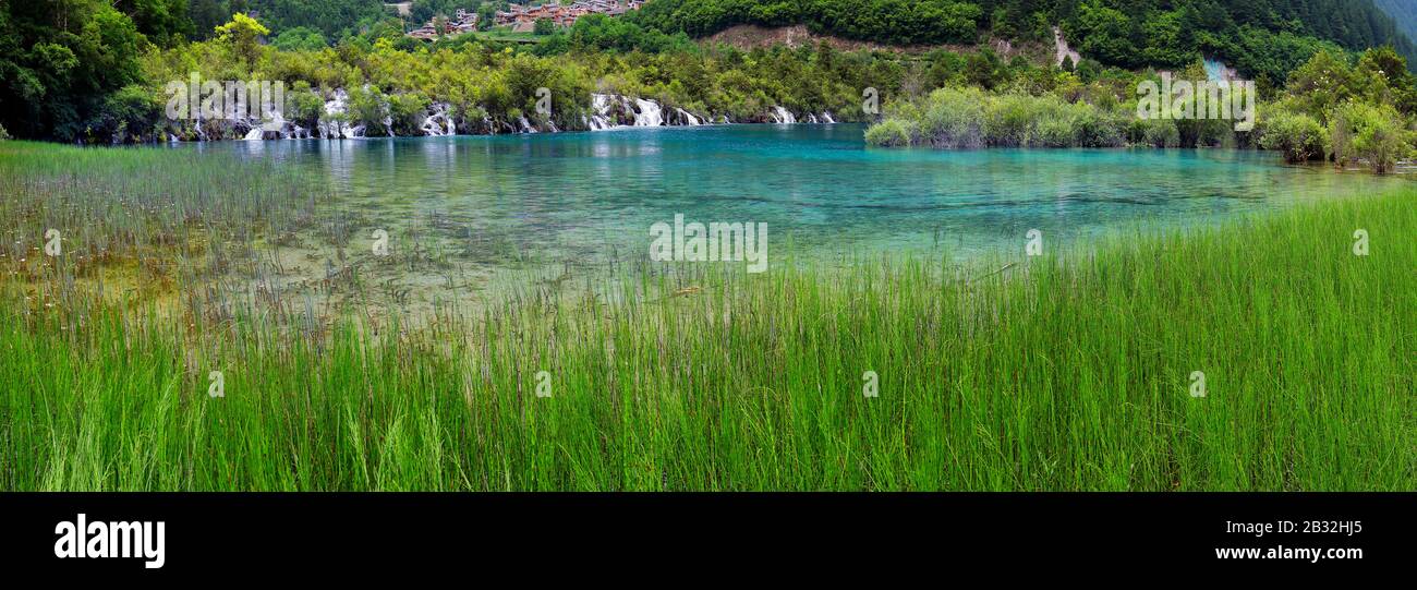 view of colorful lake in jiuzhaigou national park, Sichuan, china Stock ...