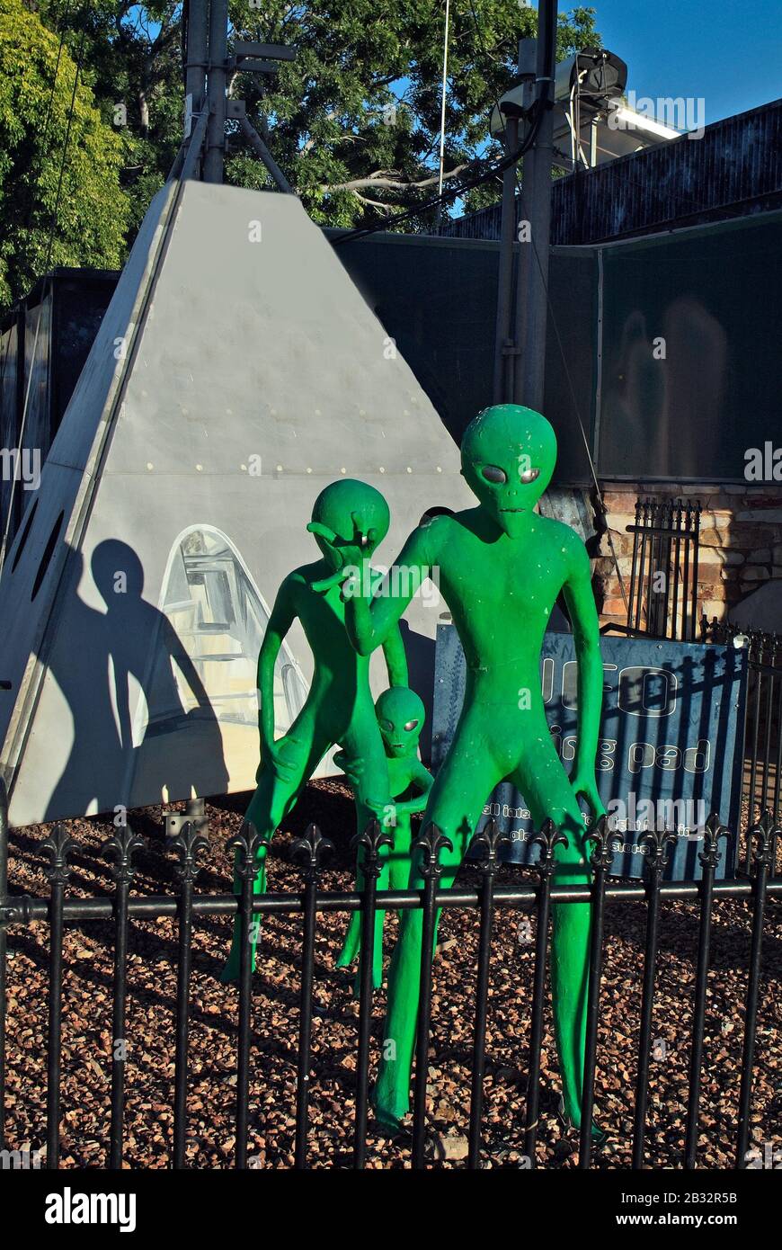Wycliffe Well, NT, Australia - April 20, 2010: Alien sculpture on motel ...