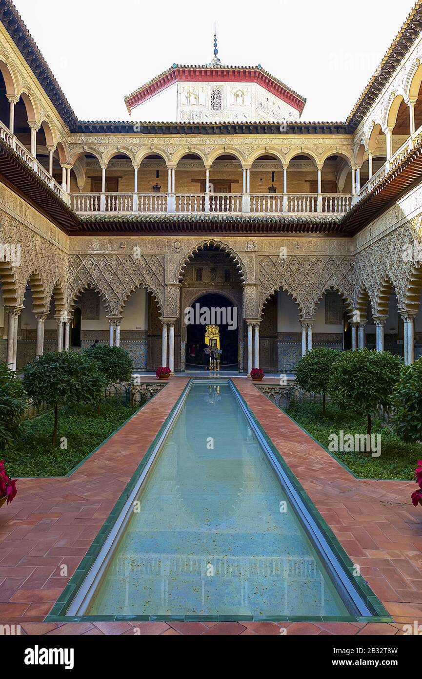 Seville and alcazar and winter hi-res stock photography and images - Alamy