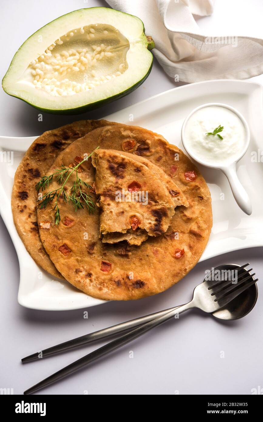 Raw Papaya Paratha or Papita ke Parathe made using Made using papaya ...