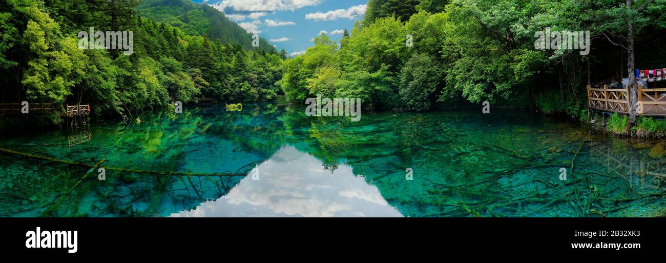 view of colorful lake in jiuzhaigou national park, Sichuan, china Stock ...