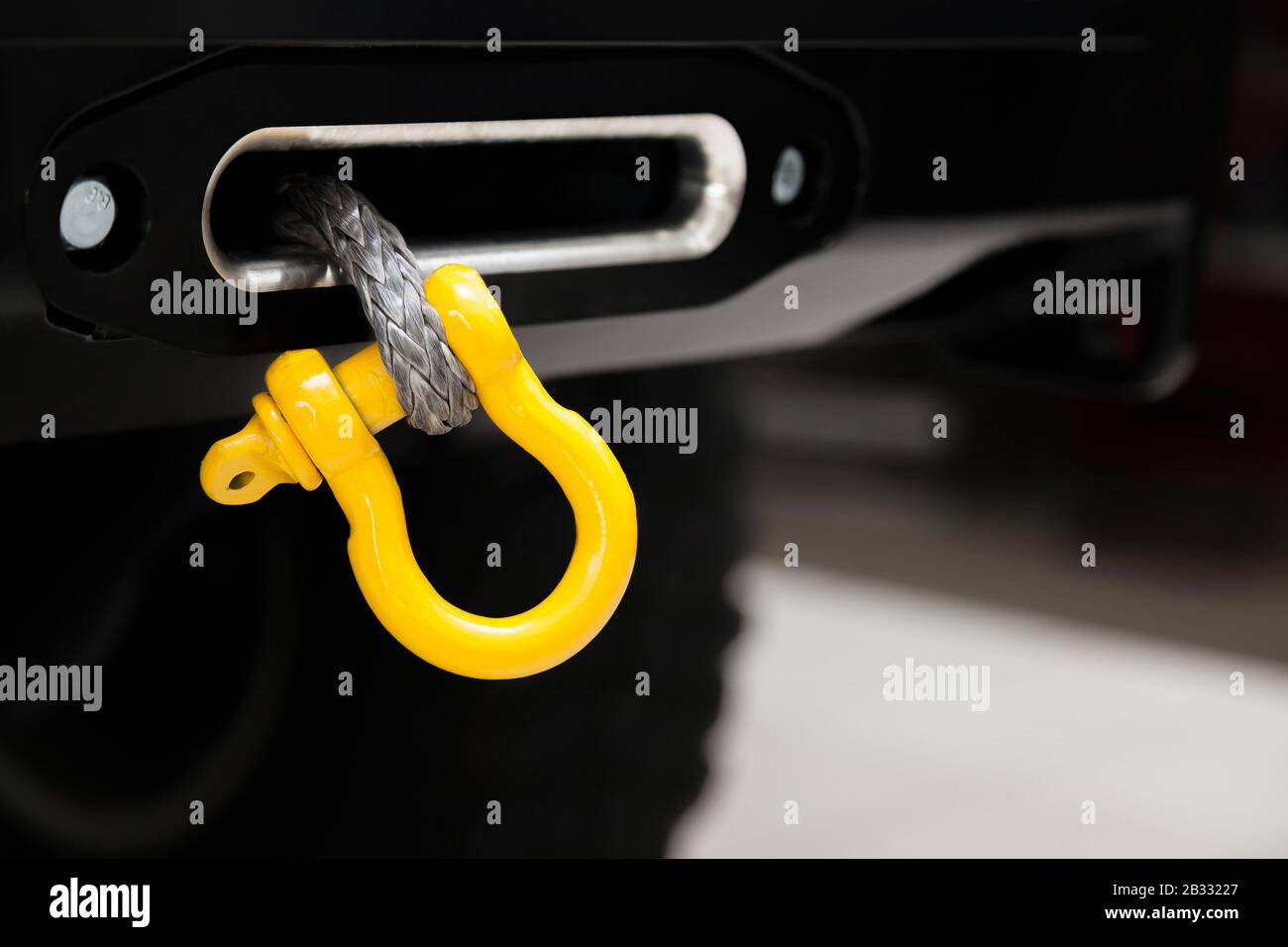 Car towing mechanism hi-res stock photography and images - Alamy